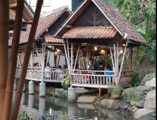 Gurih 7 Bogor – Saung Lesehan & Kuliner Sunda – Info.co.id | Semua Ada Disini